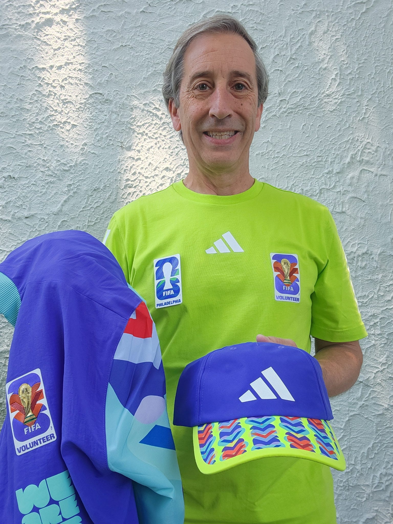 Delaware man beat 23,000 to carry flags at World Cup. 'It's exciting'