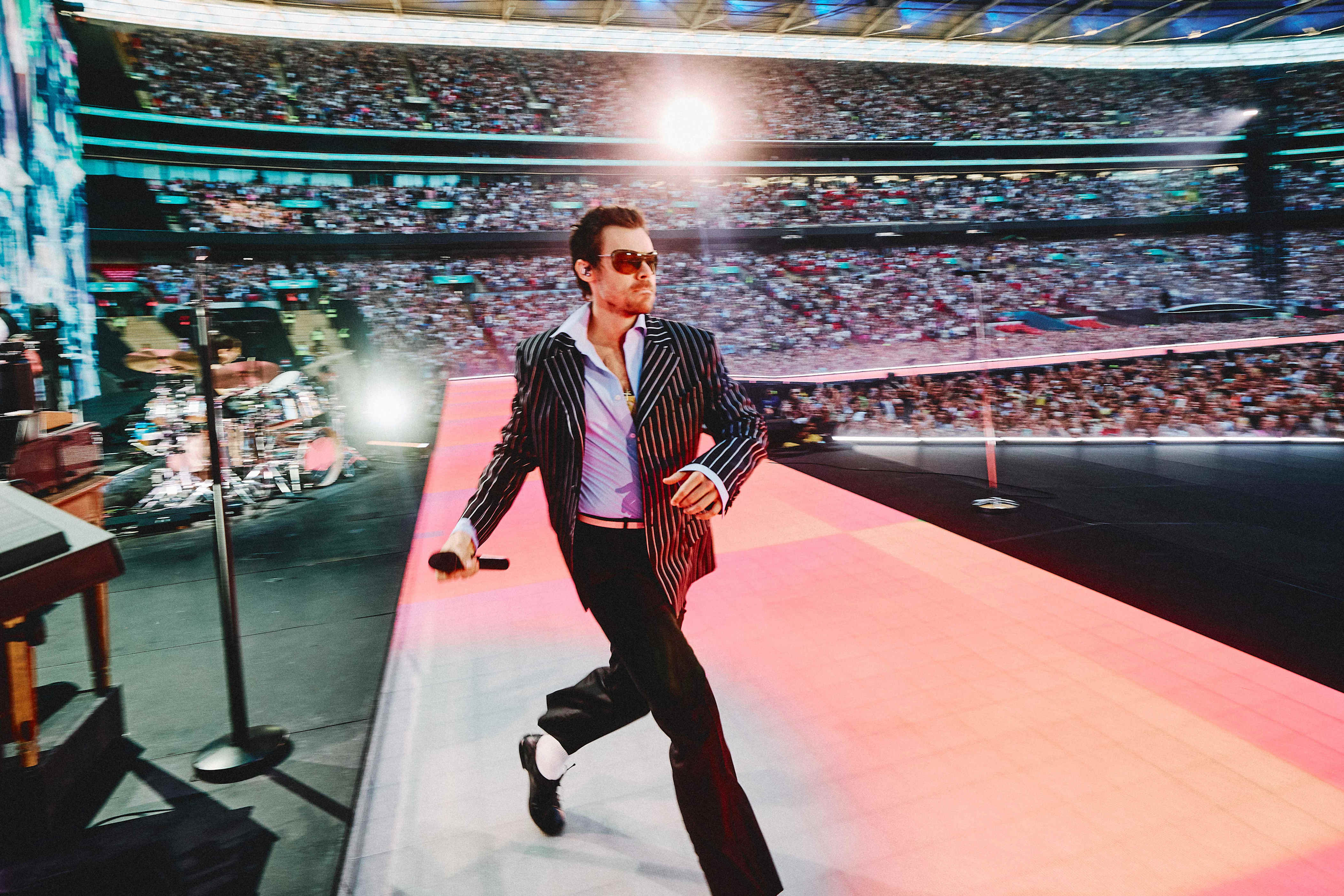 Harry Styles fans left heartbroken after turnstile glitch causes chaos