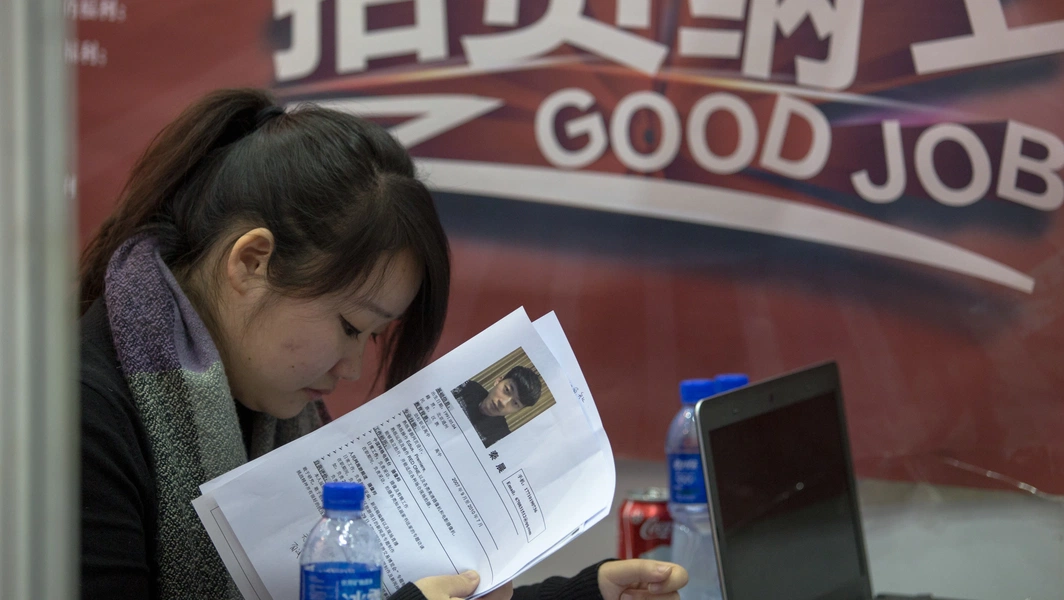 7 resume practices to leave behind