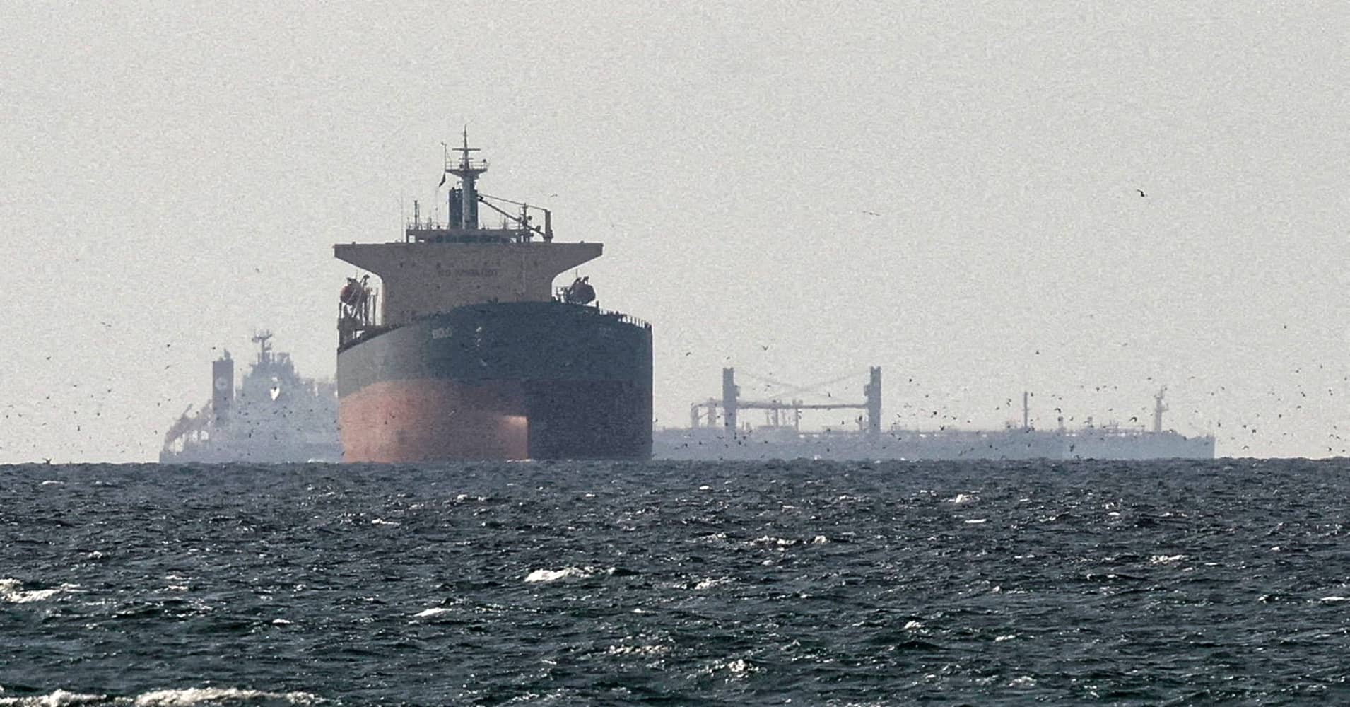 UAE denies 'false' reports of fund transfer to Iran