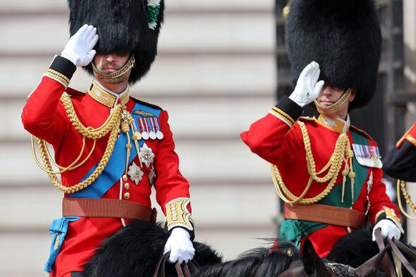 Prince William sends Prince Harry clear message as he rides horseback ...
