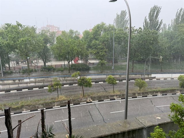 Activado el aviso amarillo por tormentas y posible granizo este domingo ...