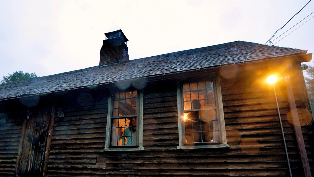 13 real-life locations behind iconic horror films