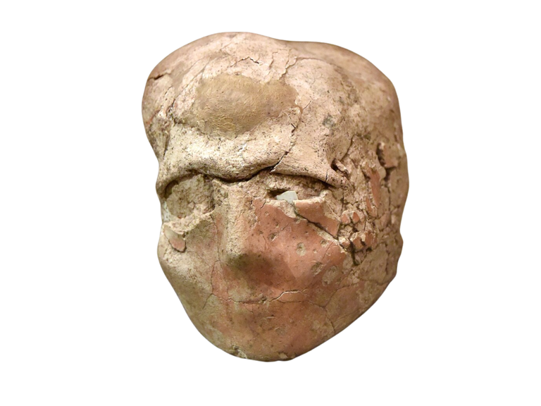 9,000 years ago, people in the Levant covered skulls with plaster to ...