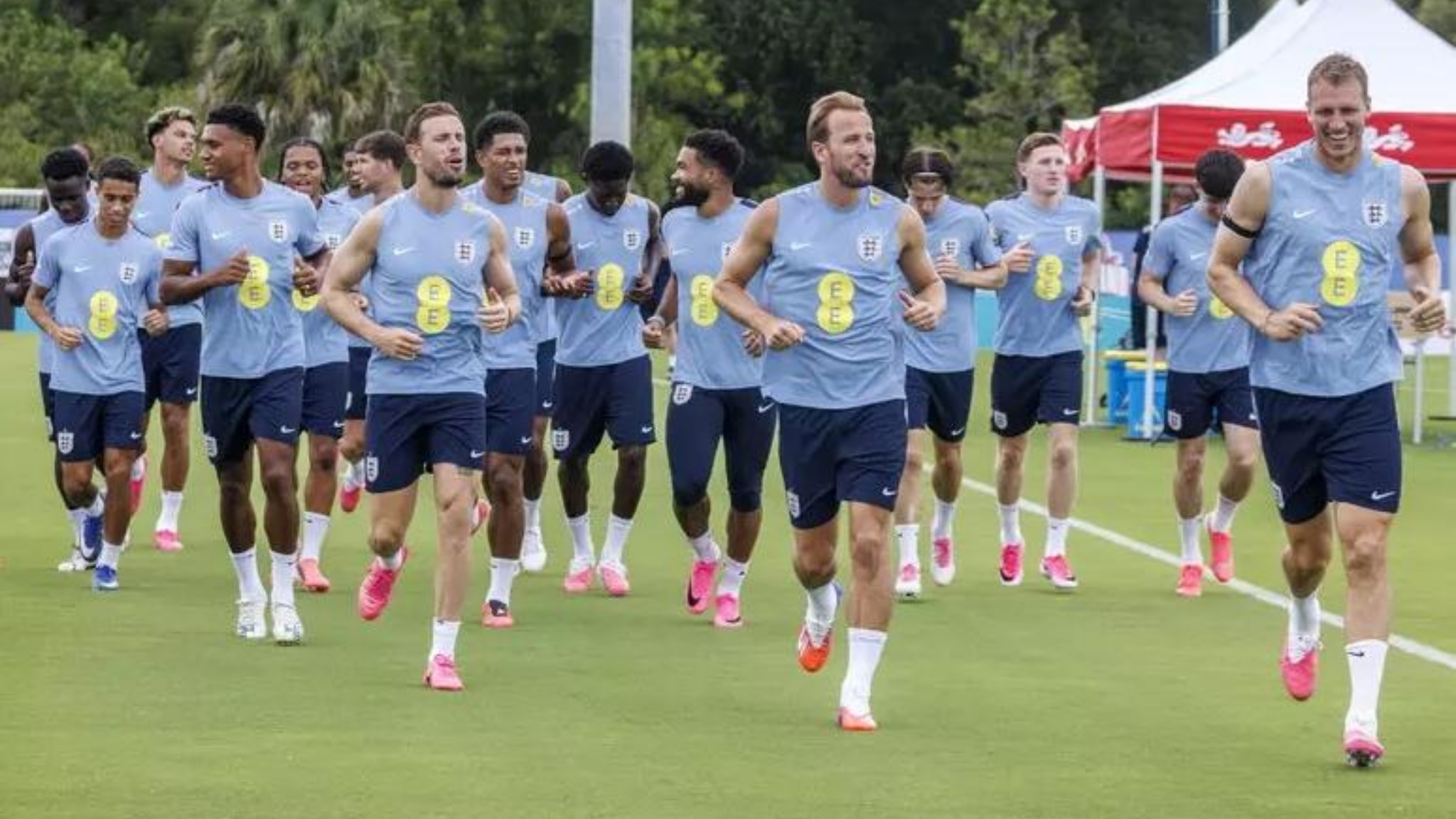 Calcio a piedi nudi: all'Inghilterra, a Kansas City, rubati palloni e ...