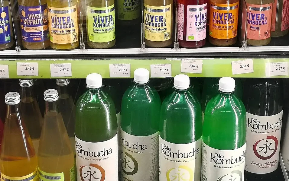 Experts question kombucha’s proven benefits for digestion