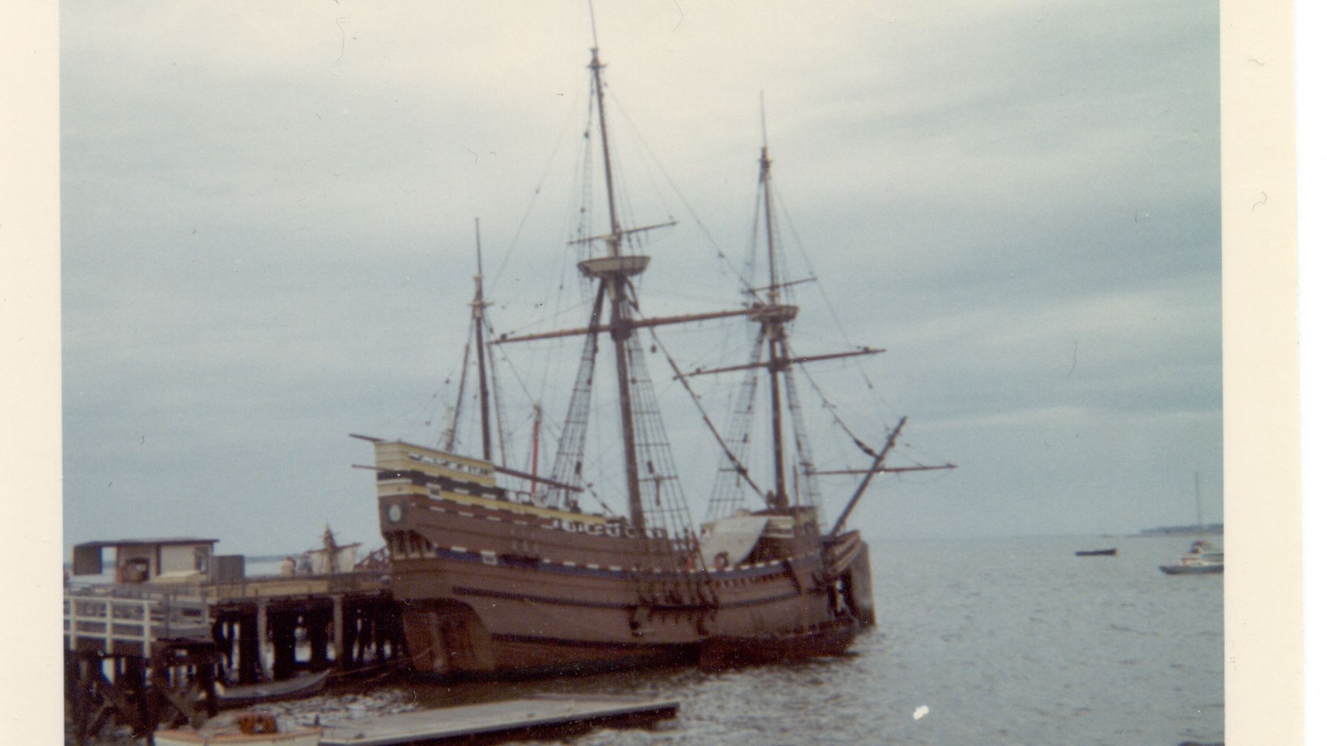 10 ships that made history & 10 that disappeared without a trace