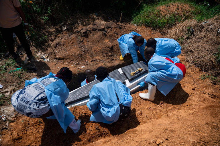 Rotes Kreuz auf Ebola-Mission: «Unsere Helfer werden angegriffen»