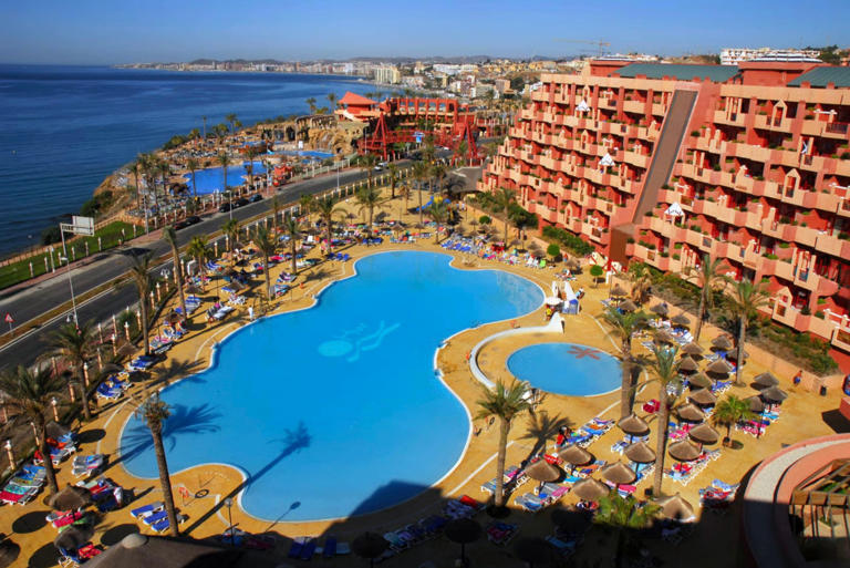 British couple abandoned three young children at Spanish hotel to 'go ...