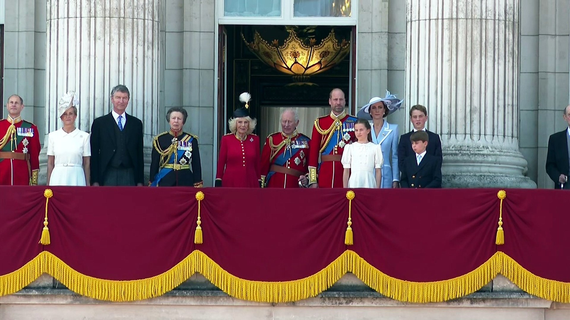 Royal family wave to crowds at King's birthday celebrations
