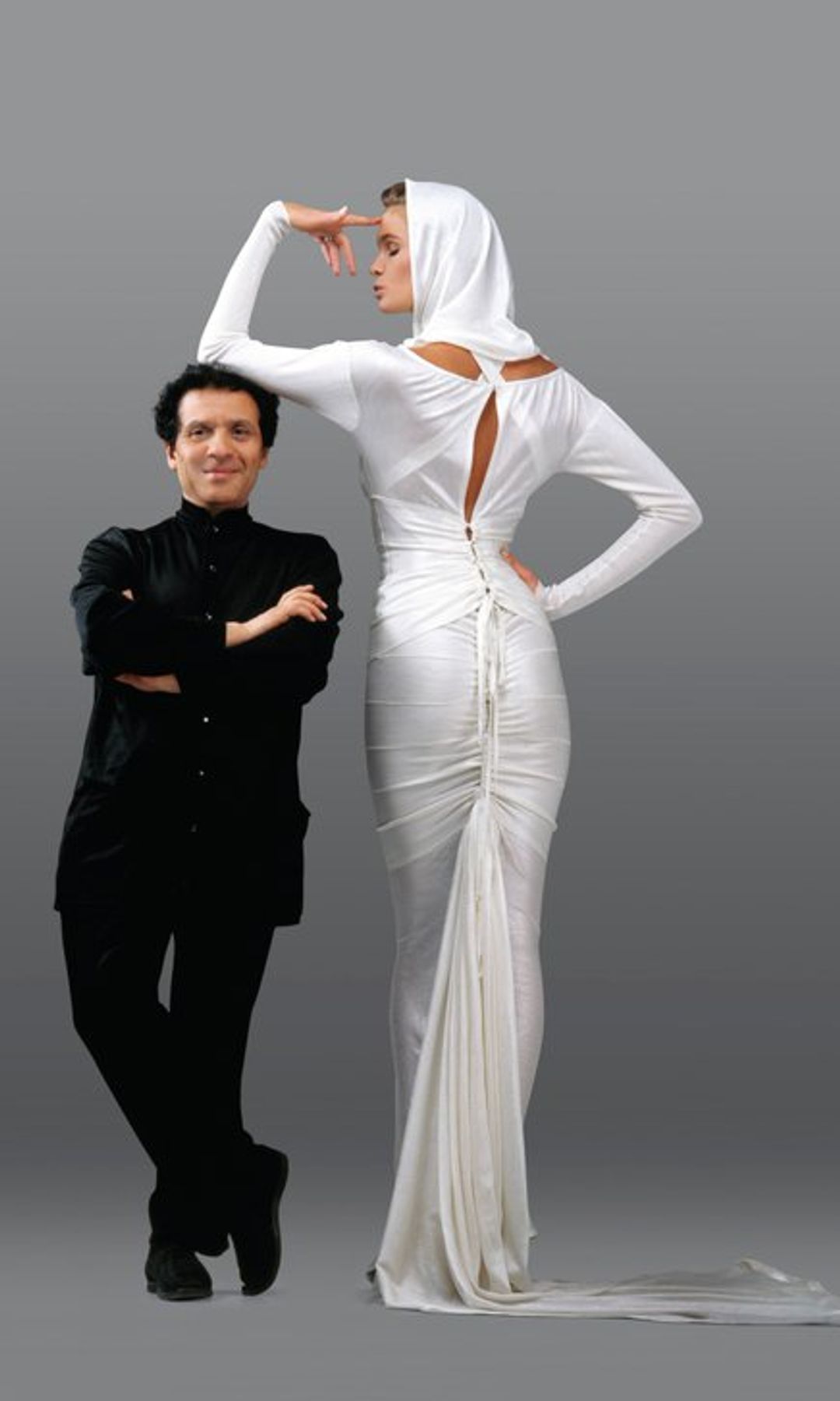 Del vestido que Elle Macpherson quemó al diseño de Kate Moss que salvó ...
