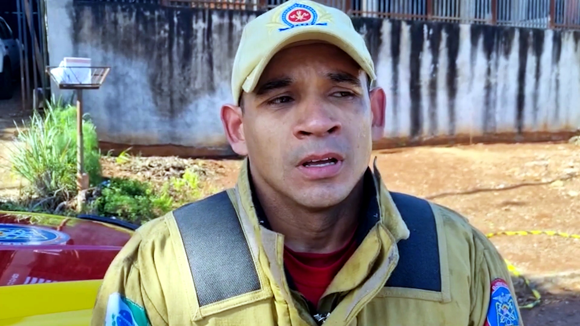 Casa já estava tomada pelo fogo quando as equipes chegaram, relata ...
