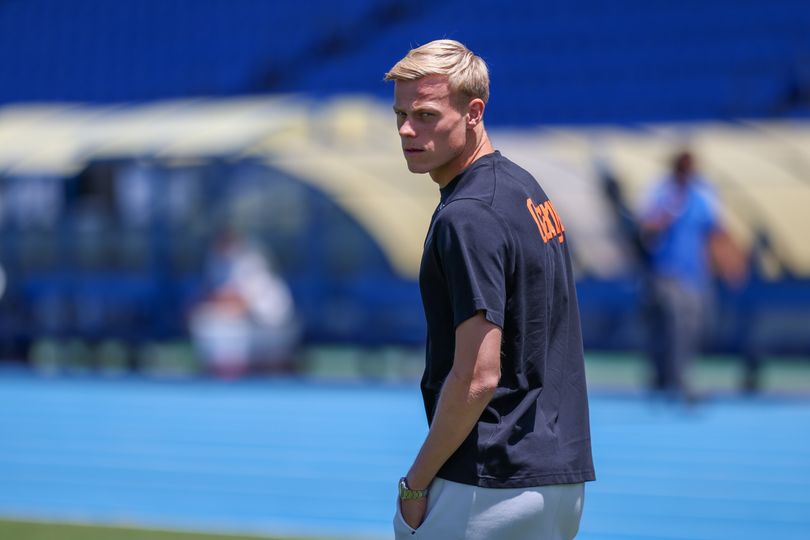 Jan Paul van Hecke sets record straight on Tottenham transfer before ...