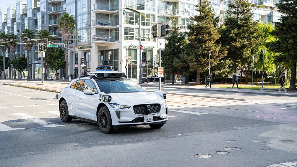 Penn State develops human-eye-like sensor for driverless cars