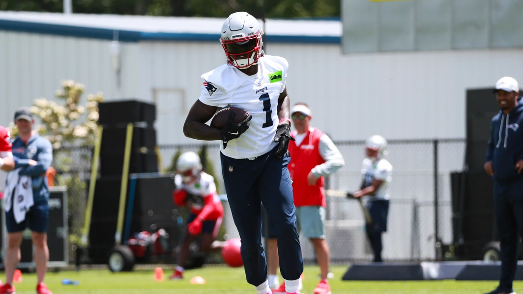 AJ Brown trade sparks questions over Seahawks' WR depth
