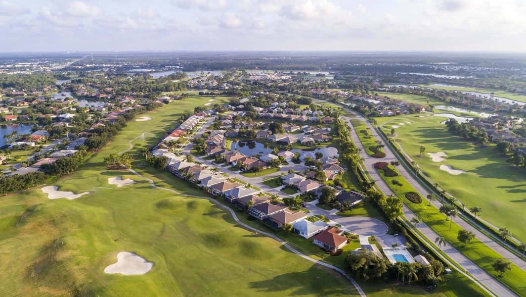 13 Florida beach towns perfect for retirement