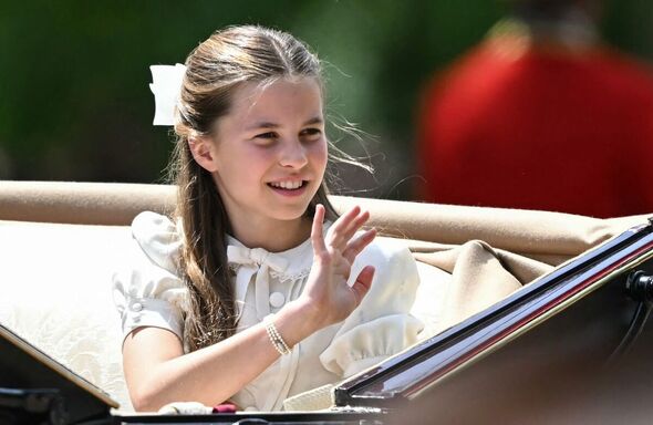 Body language expert spots 'clear sign' Princess Charlotte is royals ...