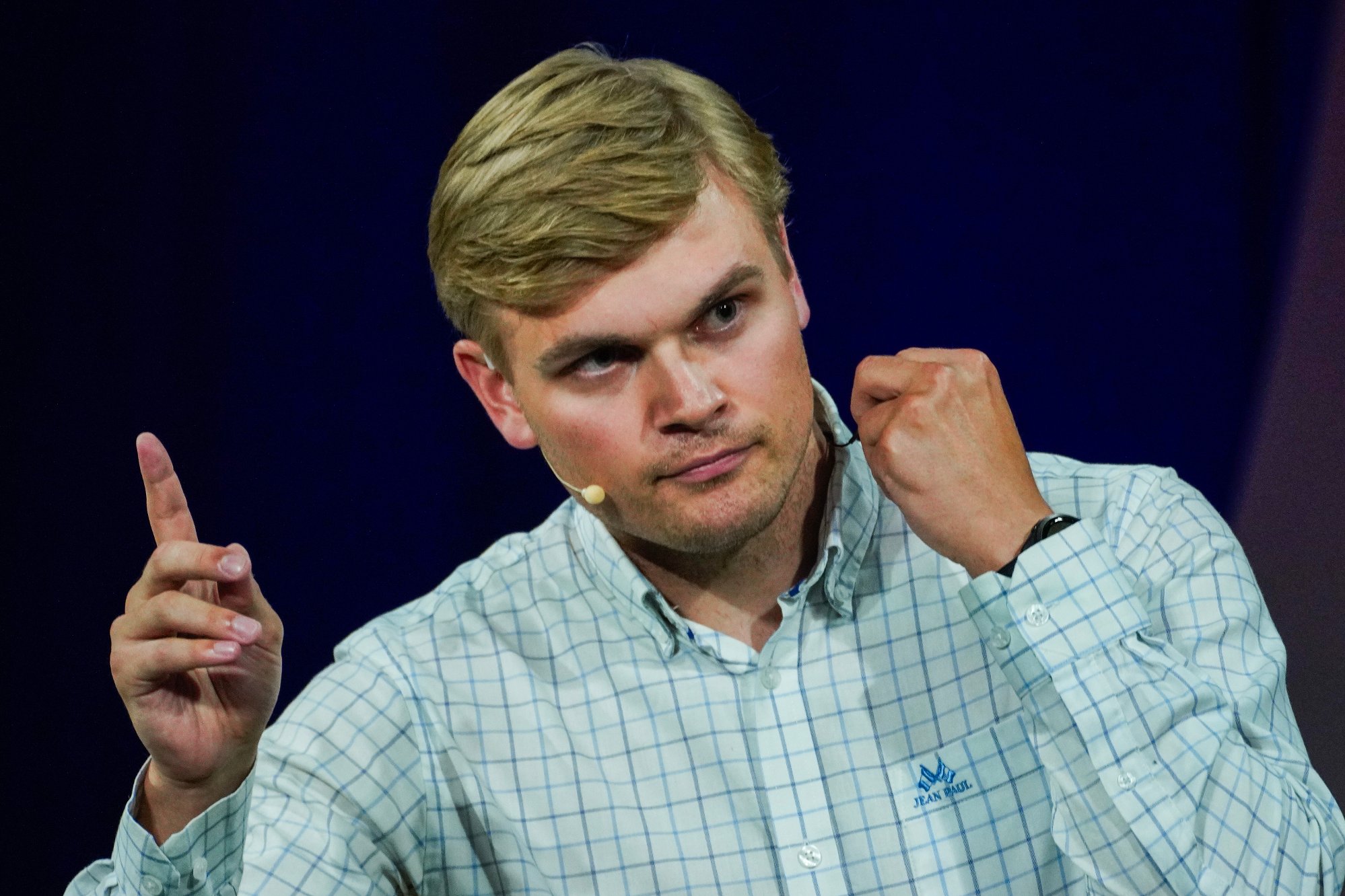 Slakter Lars Monsen: – Flaut