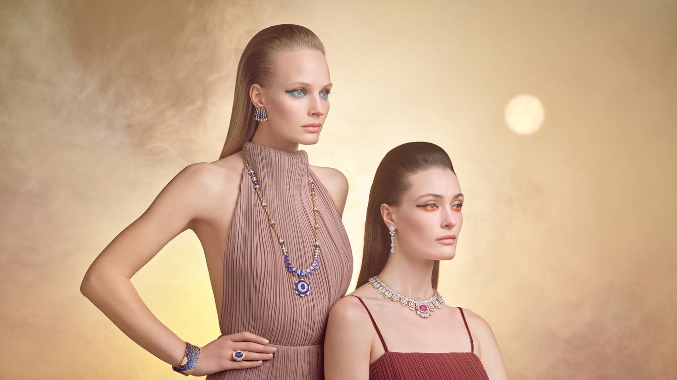 Van Cleef & Arpels signe un hommage flamboyant à l'Egypte