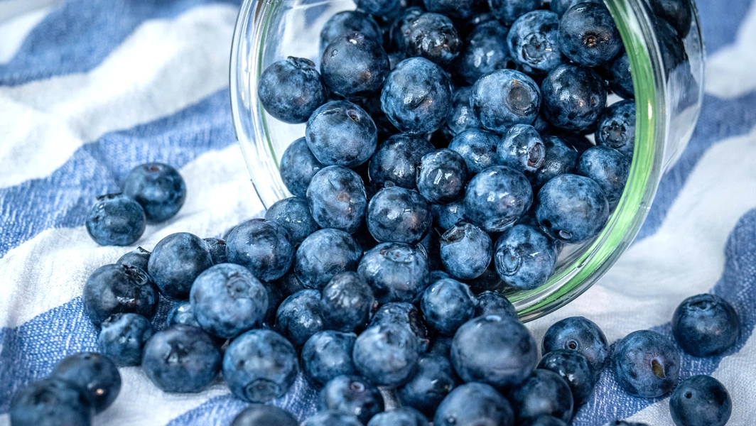 Health benefits of blueberries and other fruits