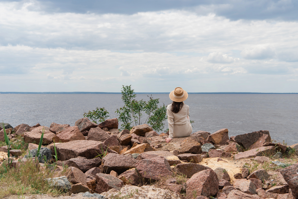 Travel locations with stunning sea views