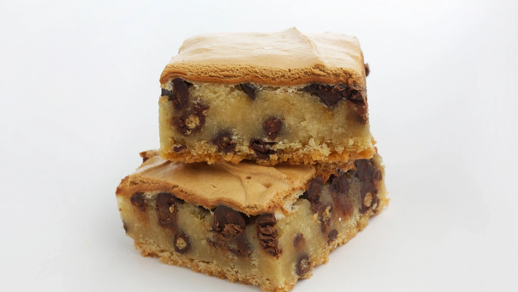 9 irresistible cookie bar recipes