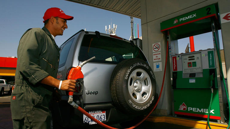Trip-ruining tourist scams plague gas stations in Mexico, but here's ...