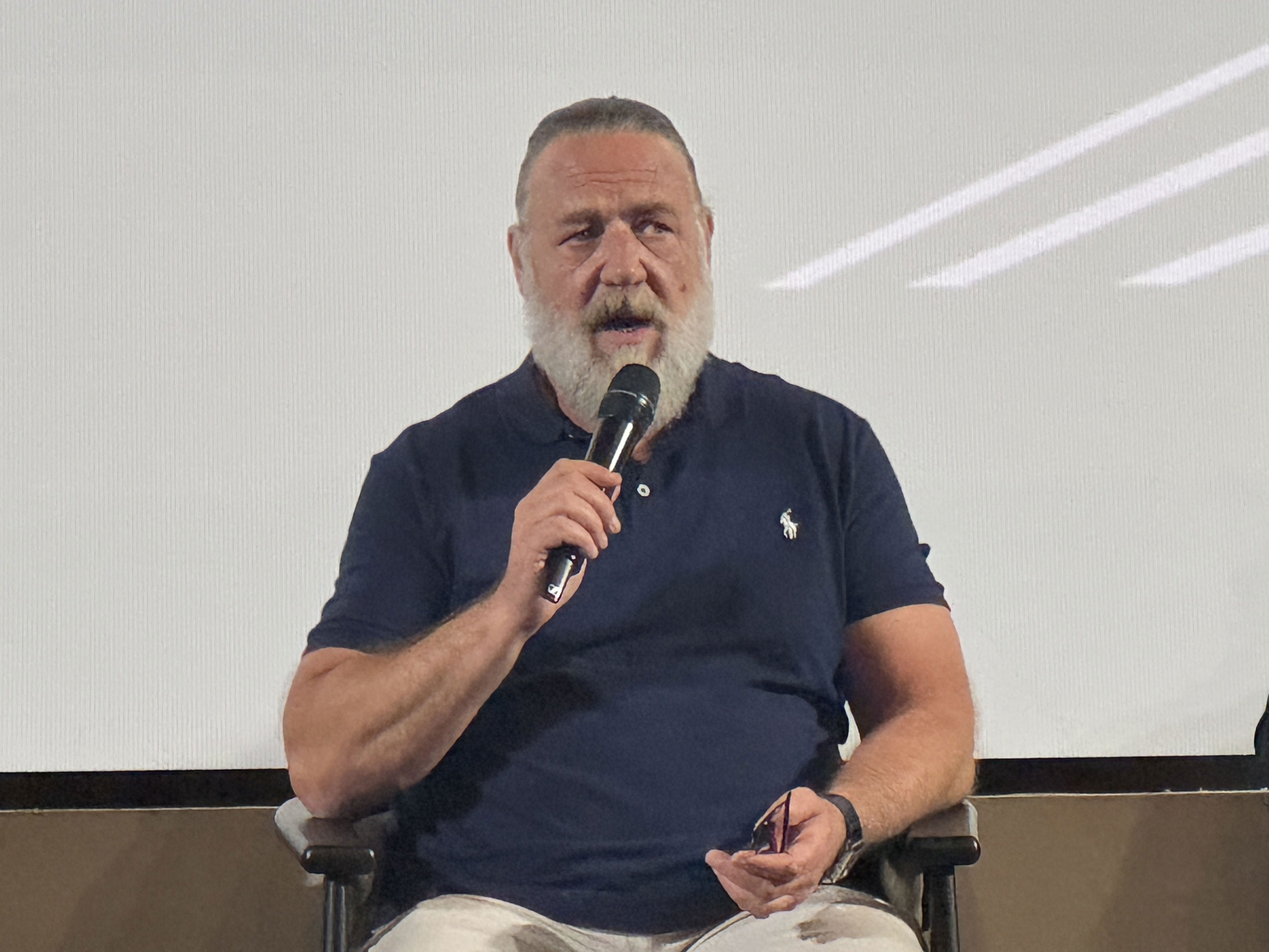 Russell Crowe touches down in Taormina Film Festival