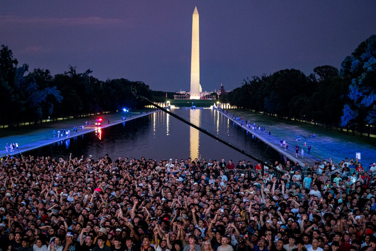Inside the crowd drawn to Trump’s UFC Freedom 250 fight at White House