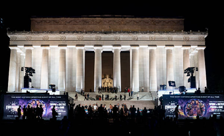 Fans gather at Lincoln Memorial for UFC Freedom 250 press conference
