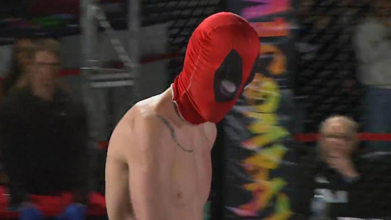 MMA fighter celebrates in Deadpool mask after sensational 9-second knockout