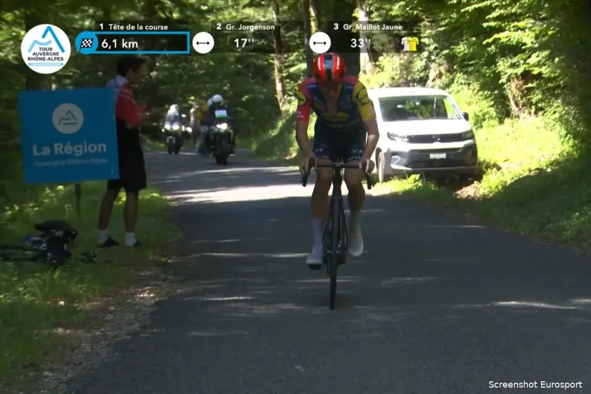 Juan Ayuso impresses but is mainly angry and disappointed: “Why ...