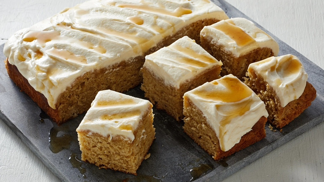 12 crowd-pleasing 9x13 sheet cakes