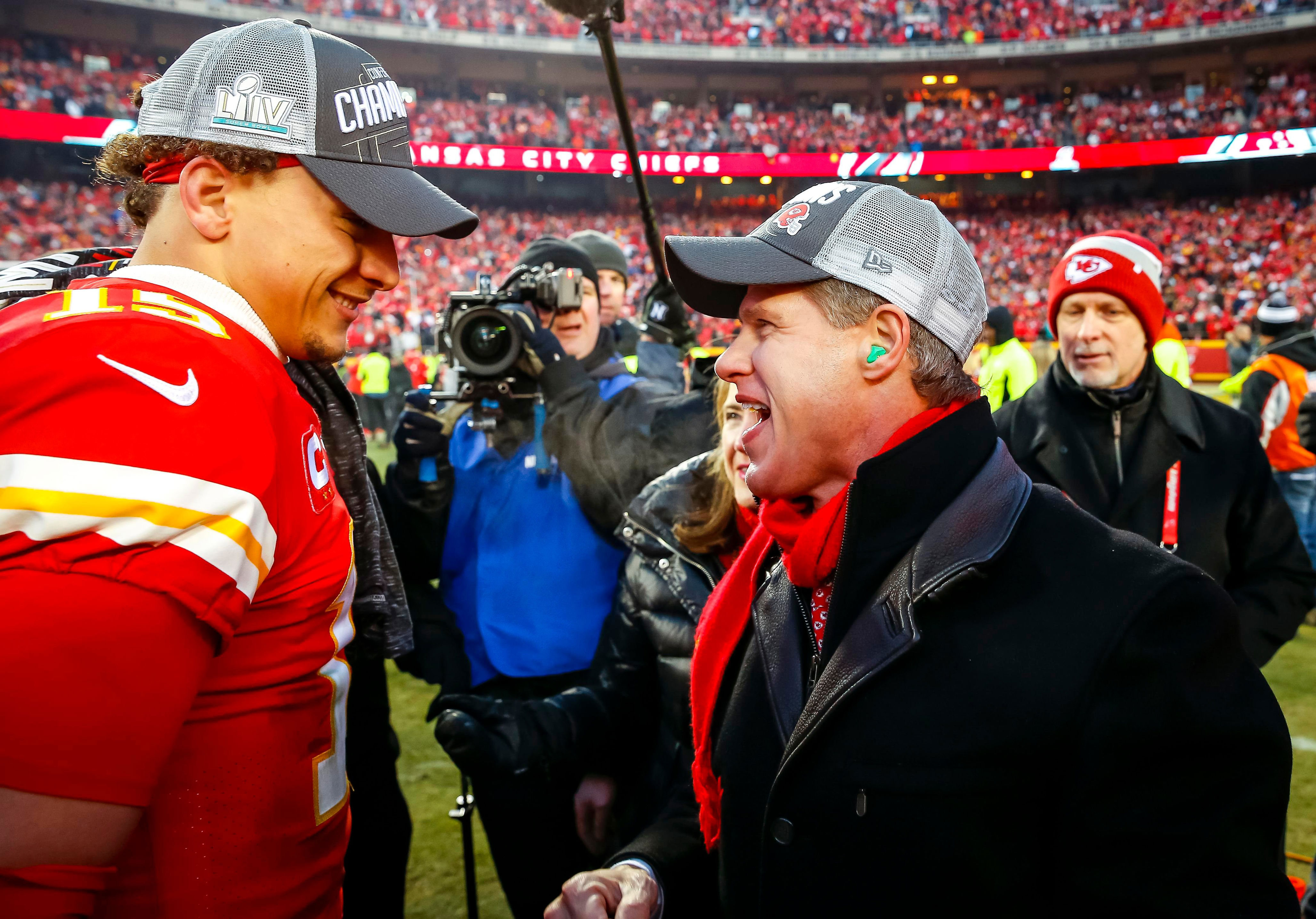 Patrick Mahomes is placing trust in Chiefs chairman and CEO Clark Hunt