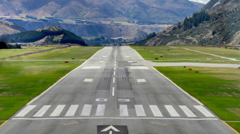 The meaning behind those strange airport runway numbers, explained