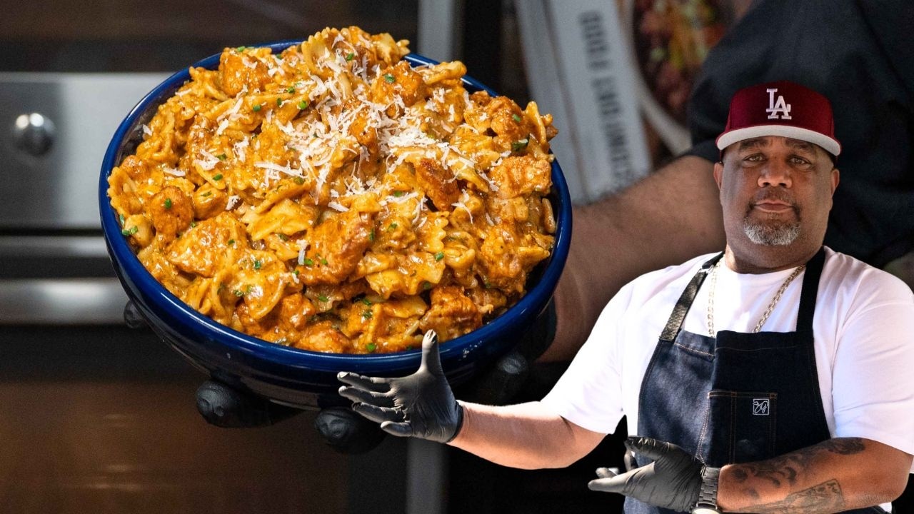 This Cajun chicken pasta looks too creamy to skip
