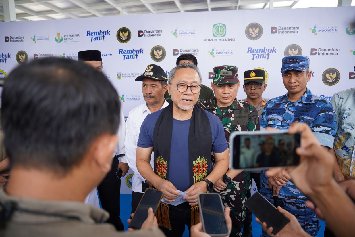 Rembuk tani pupuk Indonesia, Menko Zulhas: Alhamdulillah, petani senang