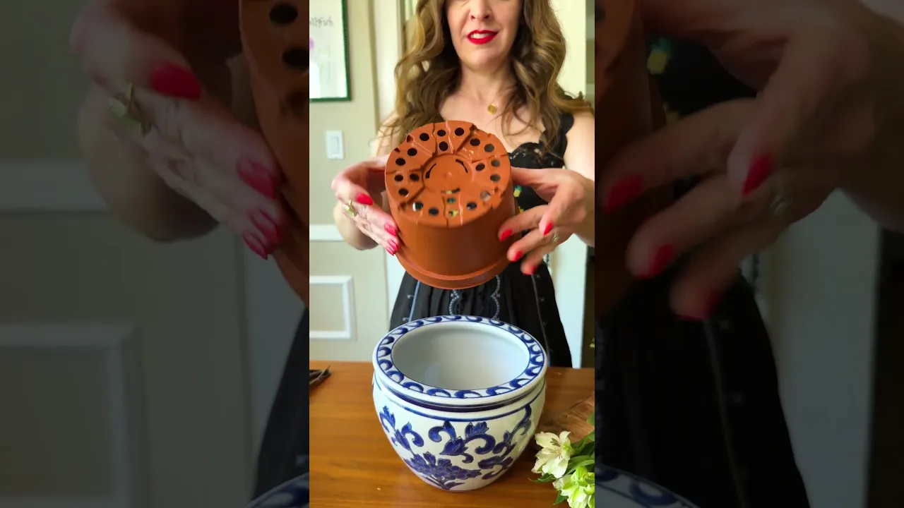 Easy floral design trick! 🌿 #floraldesign #flowerarrangement #flowers