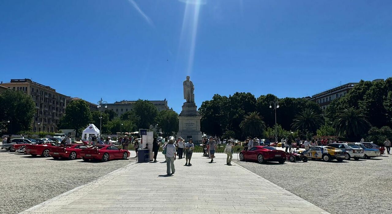 Auto leggendarie in piazza Cavour: il primo “Trofeo eleganza” conquista ...