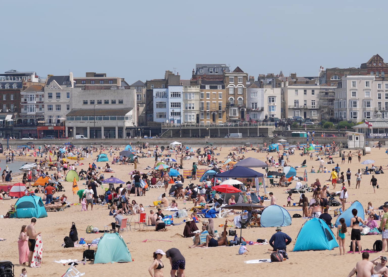 Temperatures could soar to 30C next week, forecasters say