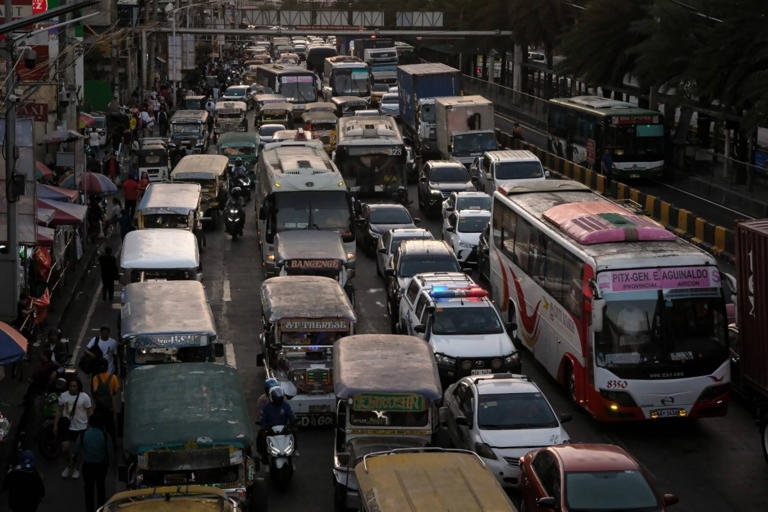 284 drivers learn safety alertness, responsible driving