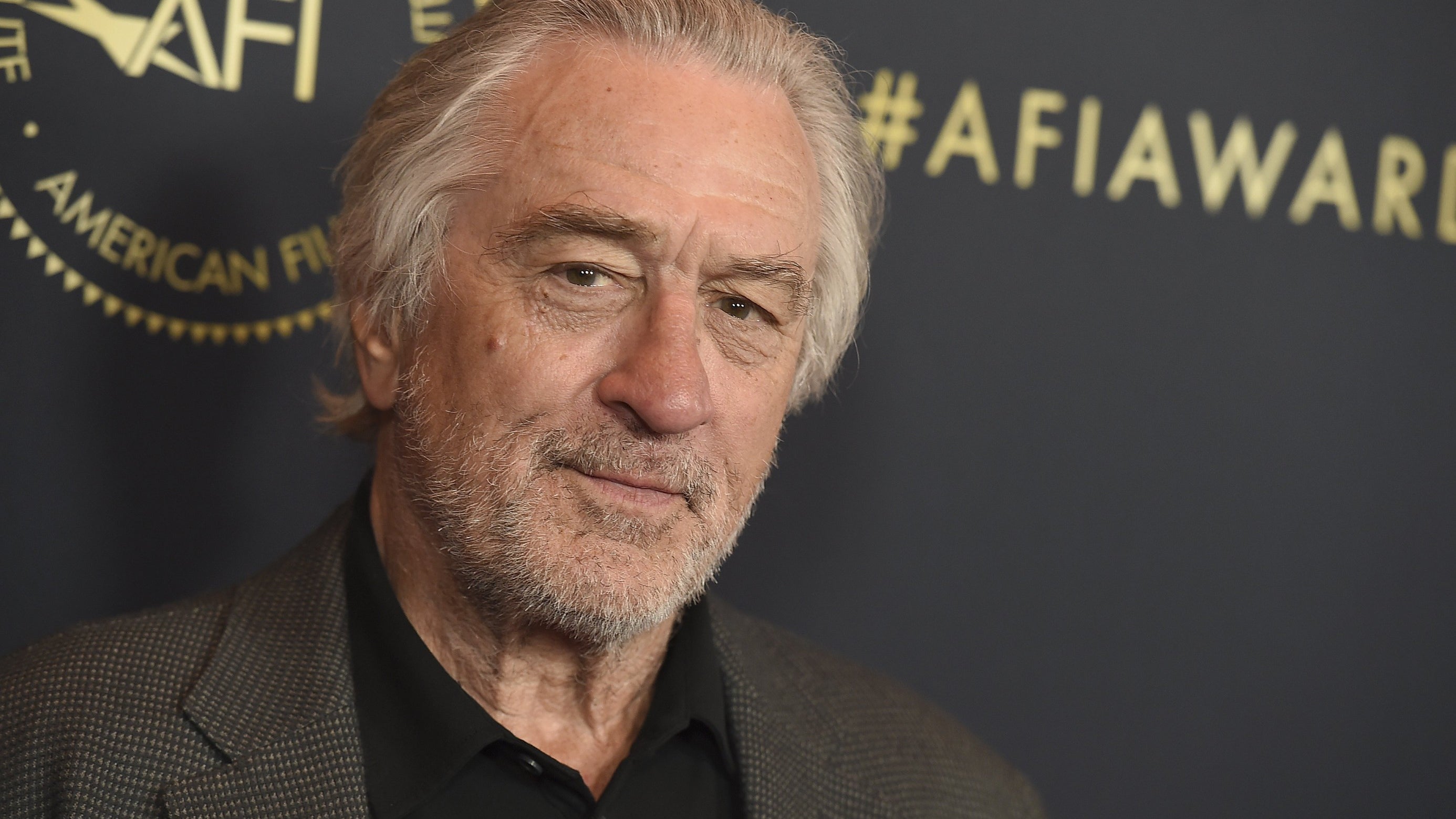 Robert De Niro revela el origen de la frase más icónica de Taxi Driver ...