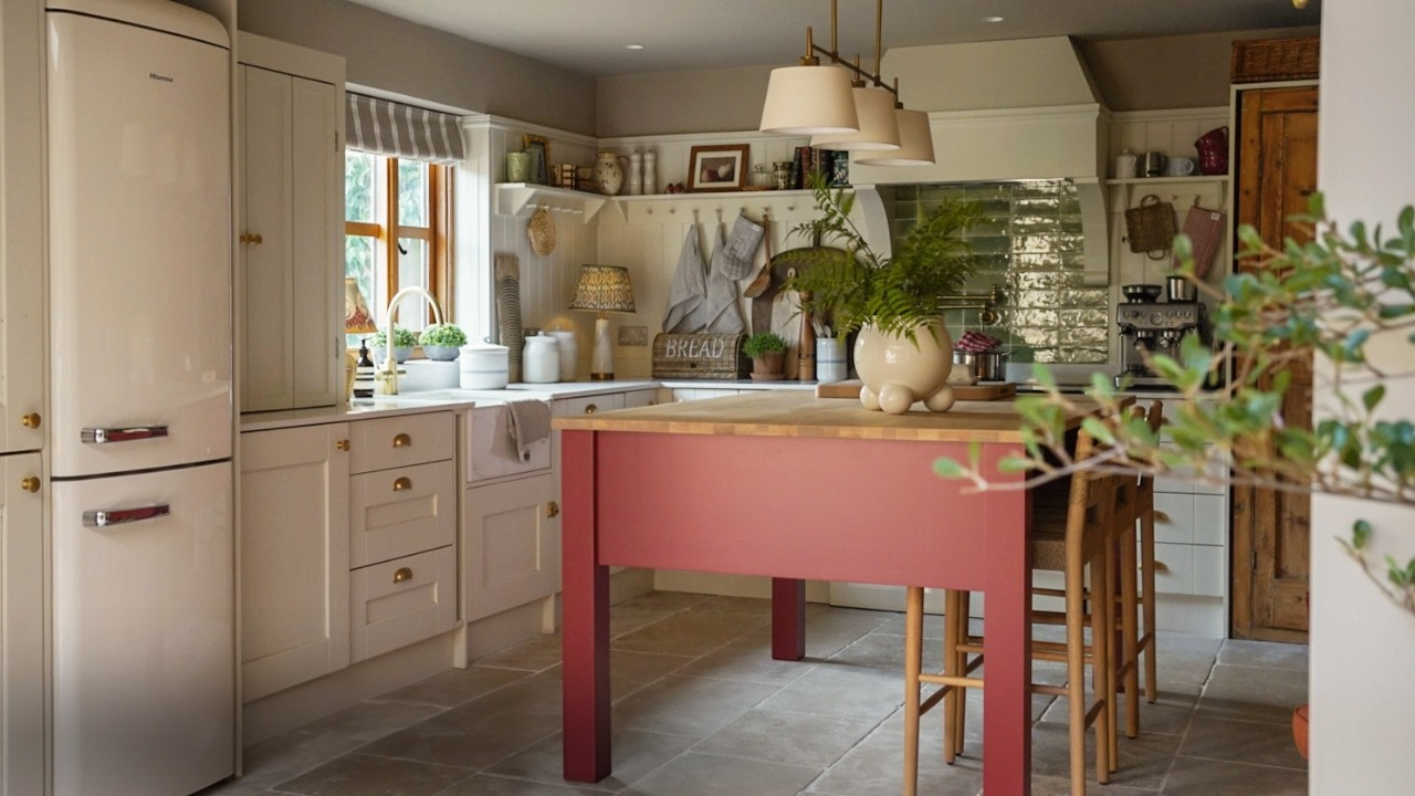 Touring a charming cottage in the English countryside