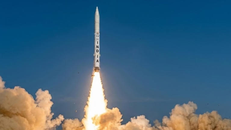 DRDO successfully conducts 3rd multi-layered ballistic missile defence ...