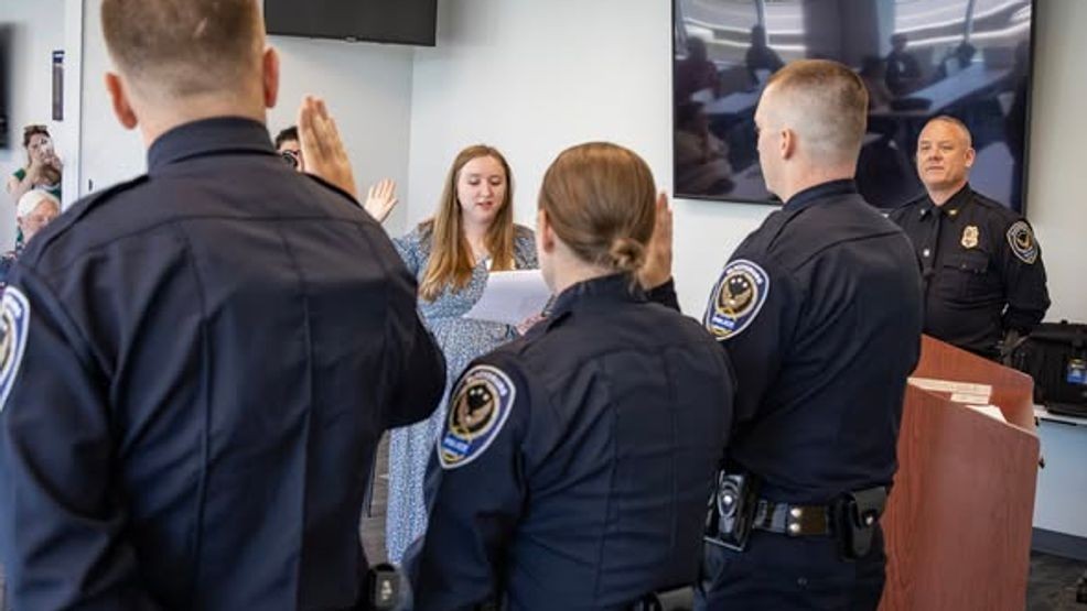 Blacksburg police welcomes three new officers