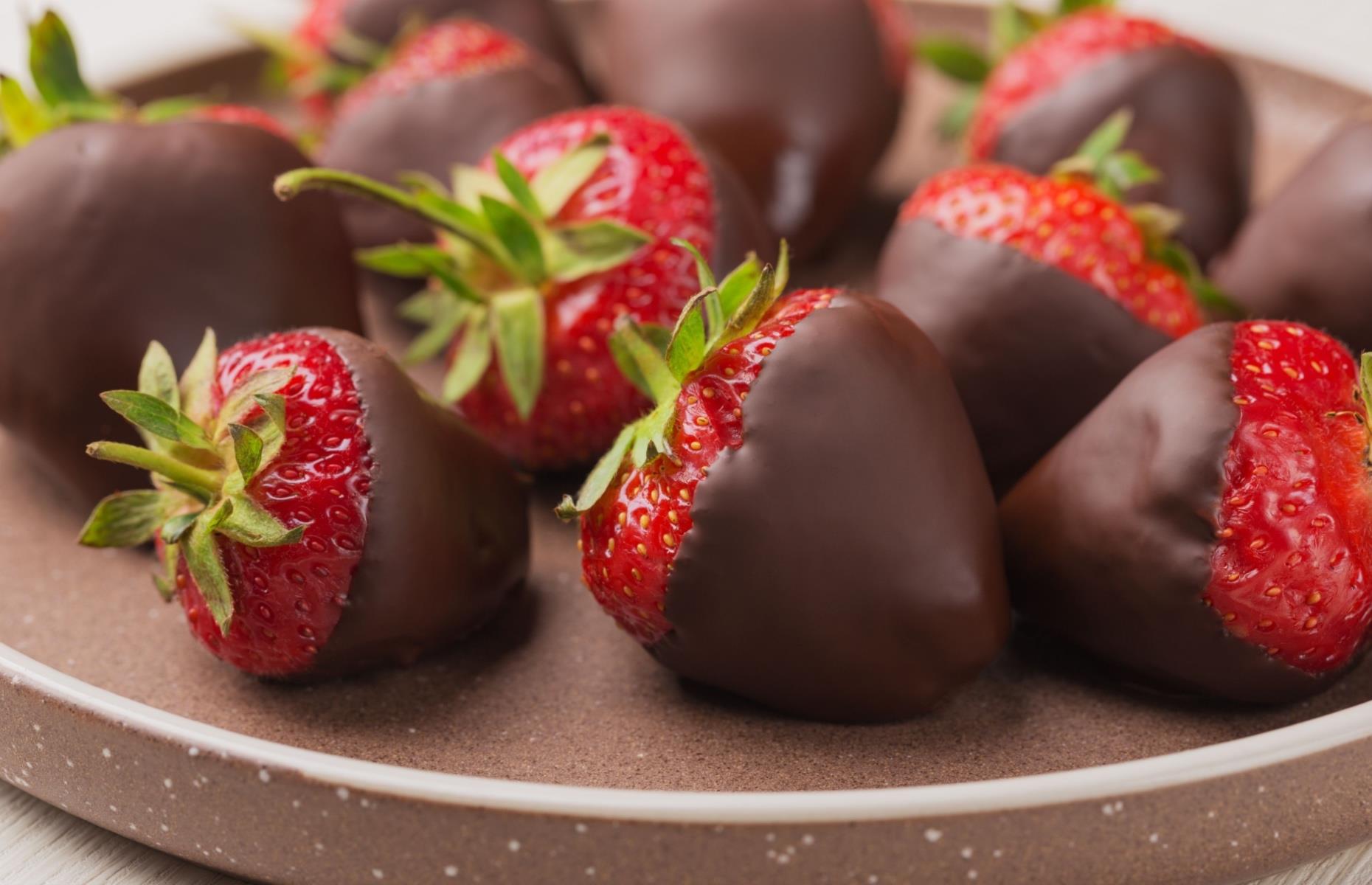 Simple three-ingredient desserts that are incredibly tasty