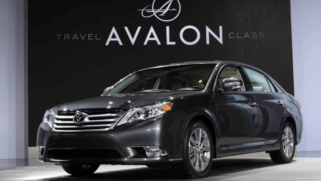 Toyota Crown struggles to find footing after Avalon exit