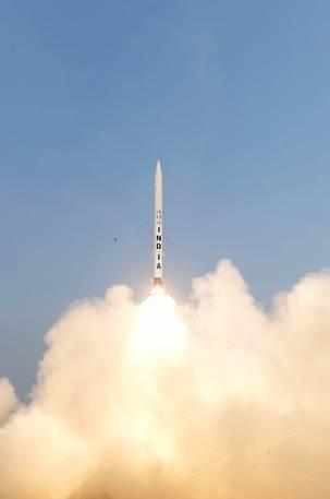 From moon exploration to missile defence: ISRO and DRDO achieve major ...