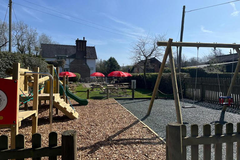 Country pub unveils new children's play area for summer 2026