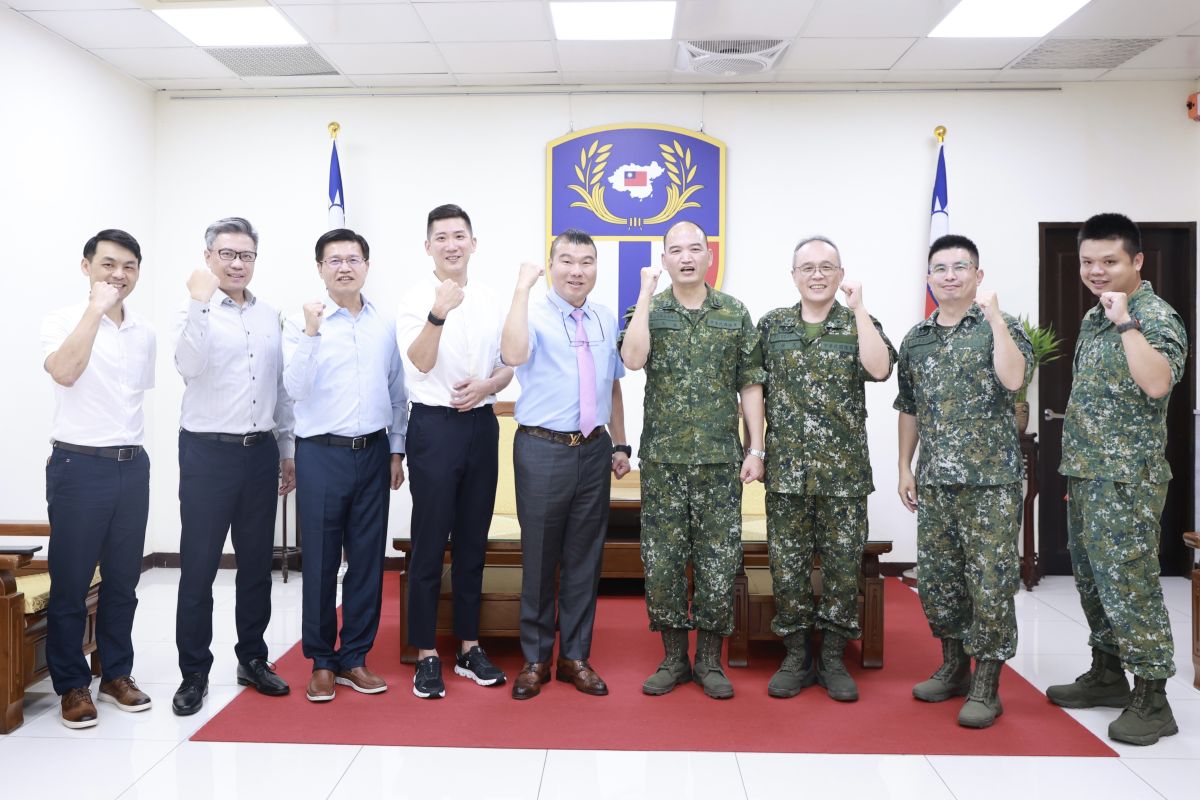 6軍團指揮官接待敬軍企業 彰顯軍民一心